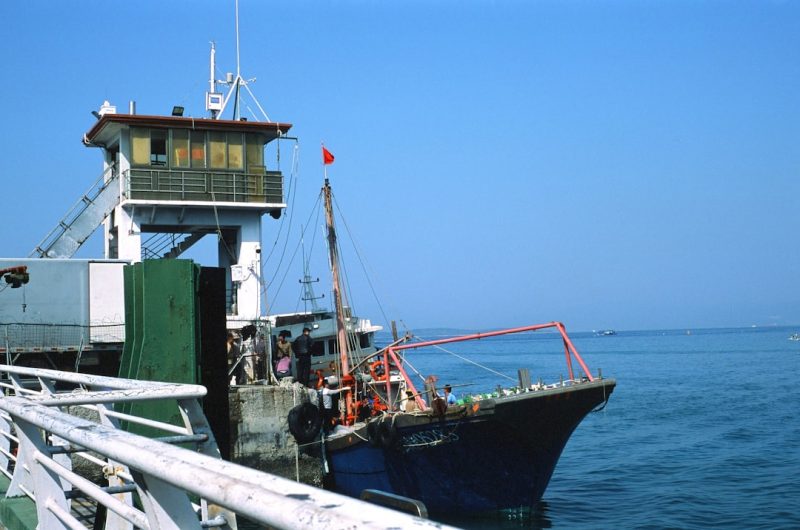 Positions on oil rigs: Deckhand, Roustabout, and Driller Roles | Code ...